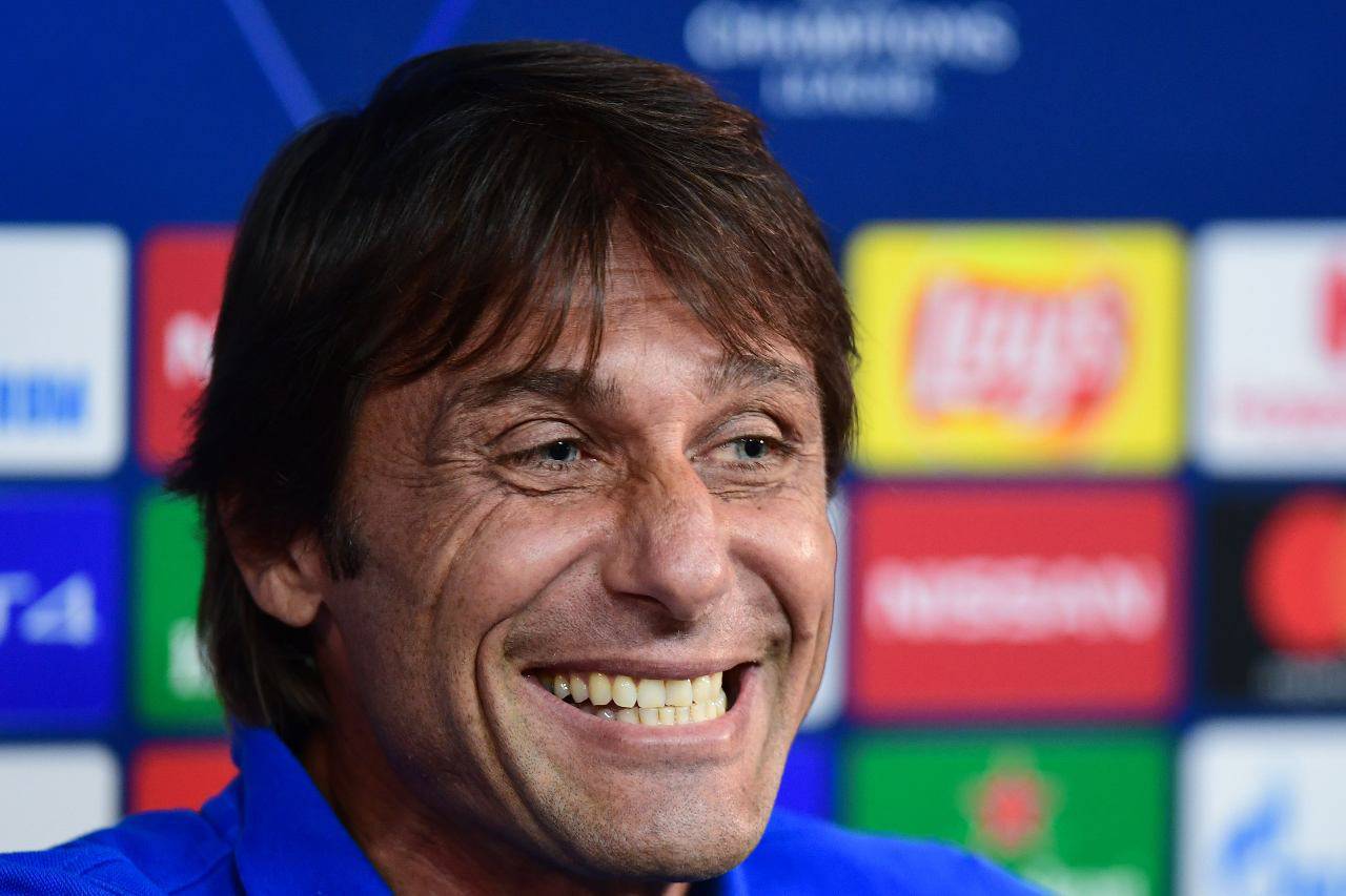 Come giocherebbe l'Inter di Conte con la difesa a quattro